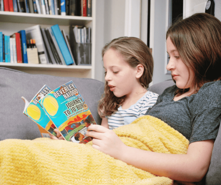 Pathways: An Integrated Language Arts Curriculum for Elementary Readers