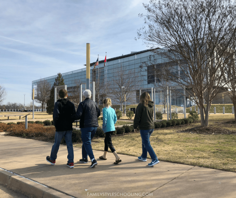 Exploring the William J. Clinton Presidential Library and Museum ...