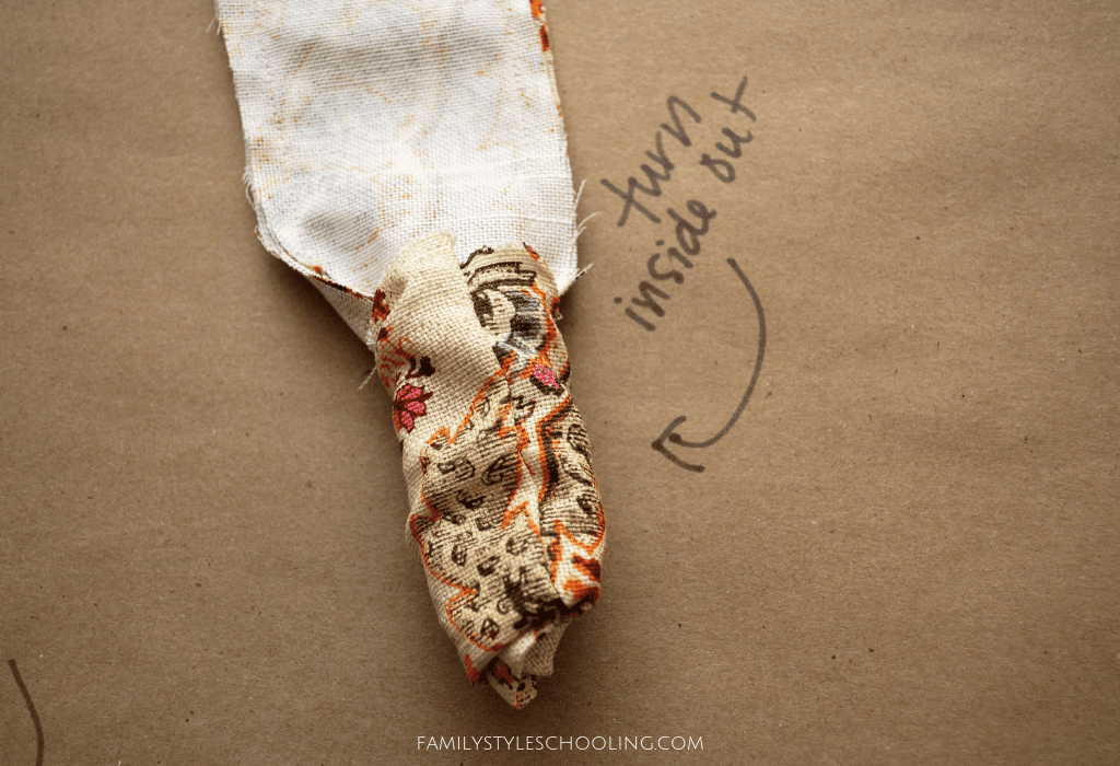 How to Sew a Simple Bible Study Pen Pouch - Family Style Schooling